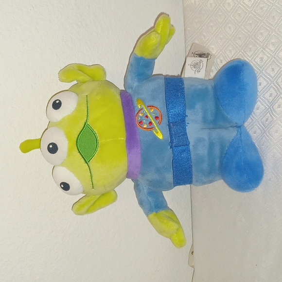 Disney | Toys | Disney Pixar 3rd Eye Plush Animal | Poshmark